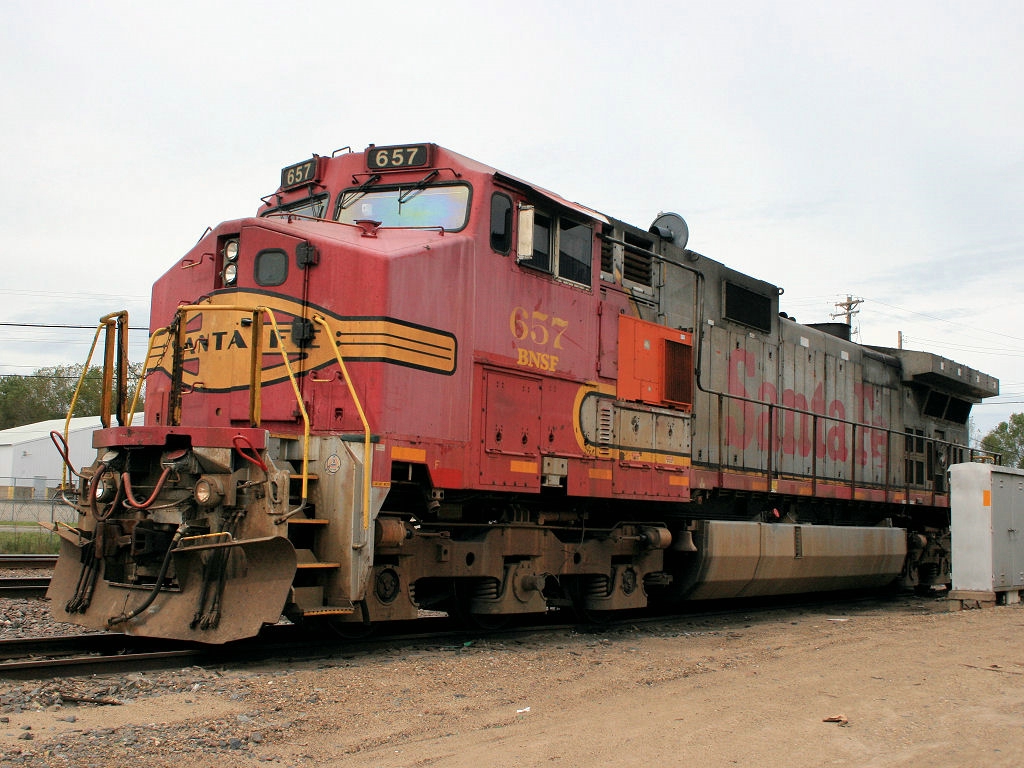 BNSF 657